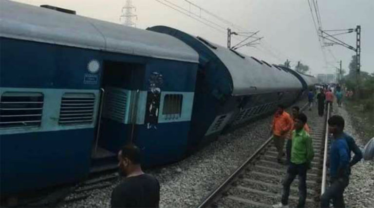 Top 10 Most Dangerous Train Accidents in India | Mango News